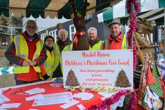 Picture Gallery Market Rasen Christmas Lights And Market